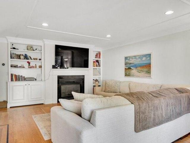 condo with 2 bedroom, Natick MA DS102586530