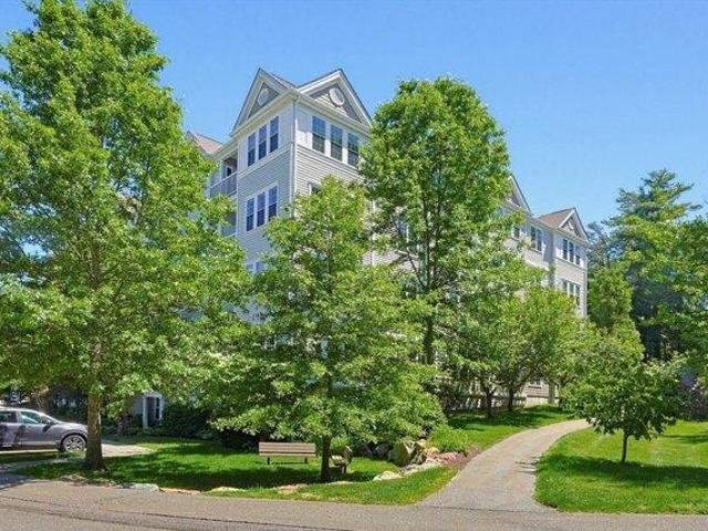 condo with 2 bedroom, Natick MA ES103250491