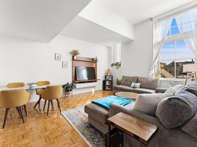 condo with 2 bedroom, Newton MA DLS102669084
