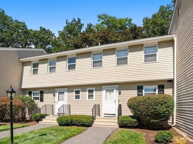 condo with 2 bedroom, Newton MA DLS102960489