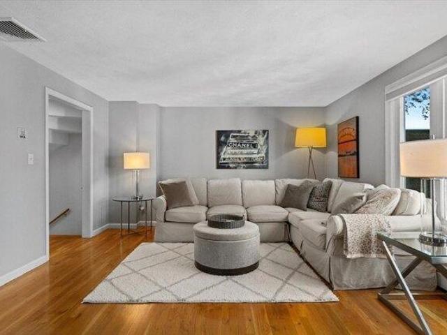 condo with 2 bedroom, Newton MA DLS103100196