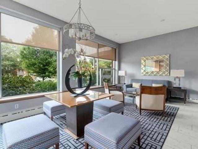 condo with 2 bedroom, Newton MA DS102343089