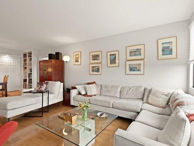 condo with 2 bedroom, Newton MA ES103435683