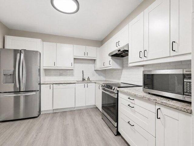 condo with 2 bedroom, Newton MA ES103439396