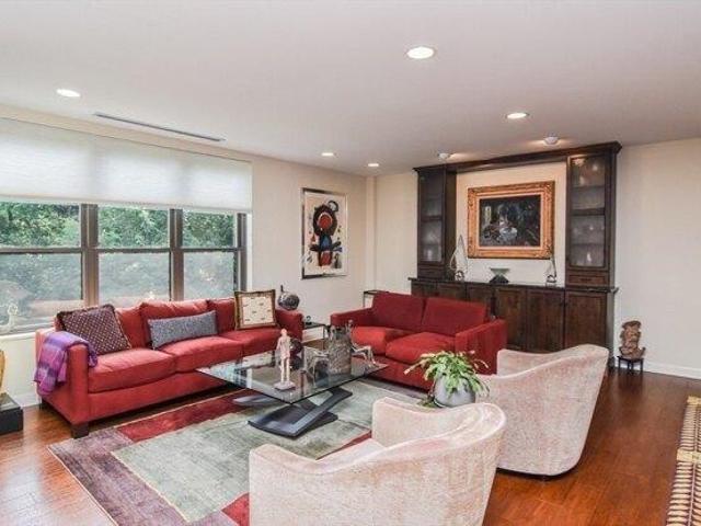condo with 2 bedroom, Newton MA ES104808800
