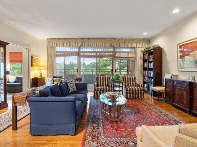 condo with 2 bedroom, Newton MA ES104809223