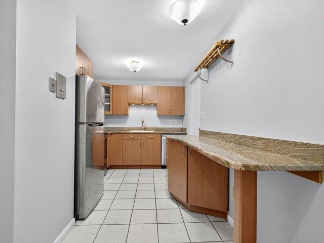 condo with 2 bedroom, Newton MA ES105473831