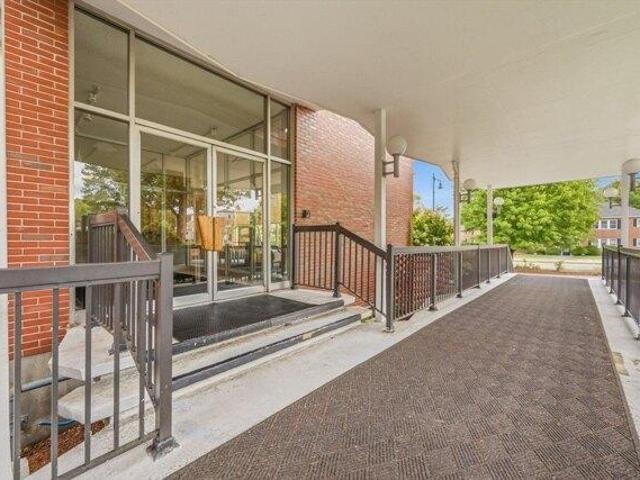 condo with 2 bedroom, Newton MA ES105094380