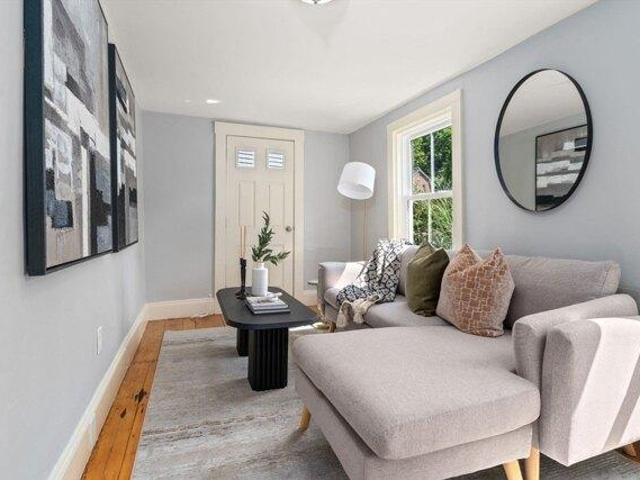 condo with 2 bedroom, Newton MA ES105107899