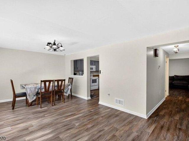 condo with 2 bedroom, Newton NJ ES105204903