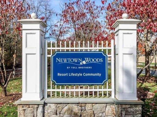 condo with 2 bedroom, Newtown CT DS103100110