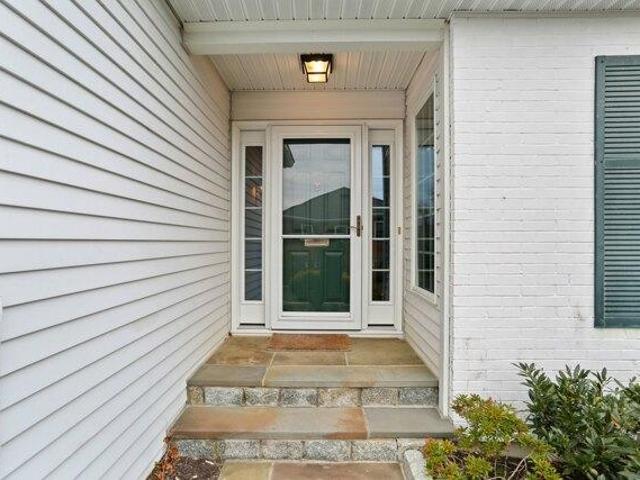 condo with 2 bedroom, New Canaan CT DLS101627721
