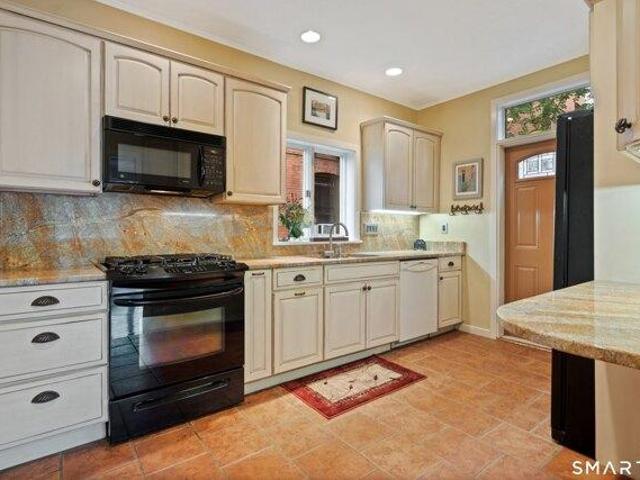 condo with 2 bedroom, New Haven CT DLS102217074