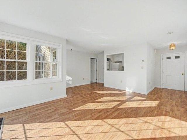 condo with 2 bedroom, New London NH ES104478141