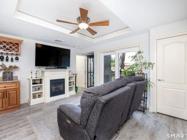 condo with 2 bedroom, New London CT ES104898196