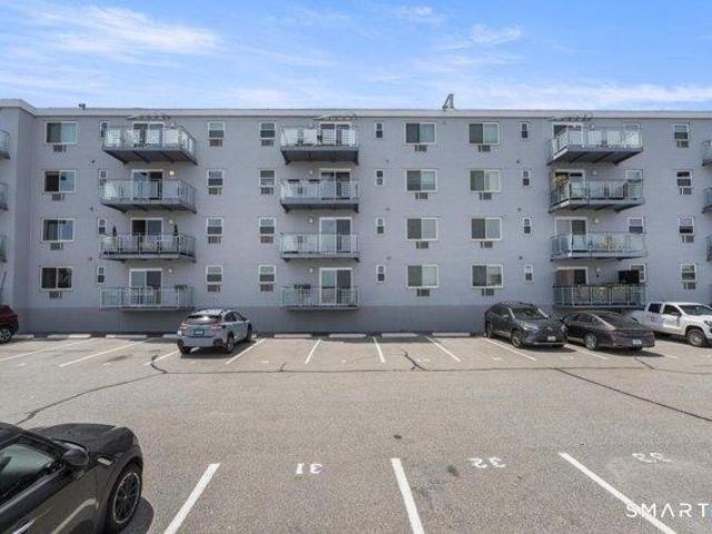 condo with 2 bedroom, New London CT ES105156110