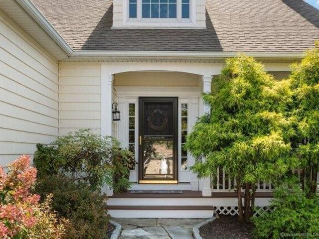 condo with 2 bedroom, New Milford CT DLS102216689