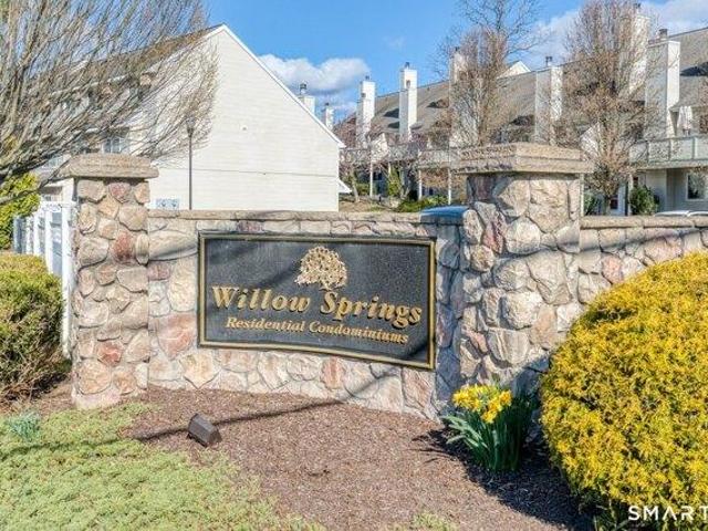 condo with 2 bedroom, New Milford CT DS102727814