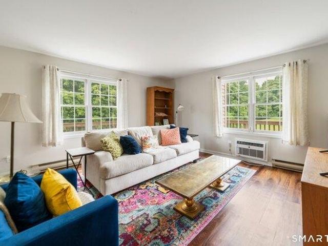 condo with 2 bedroom, New Milford CT ES104152880