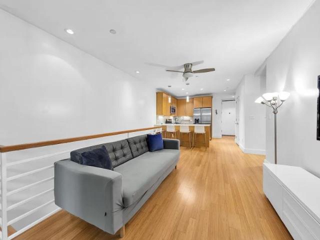 condo with 2 bedroom, New York NY DS101786276