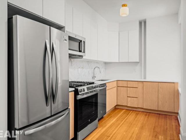 condo with 2 bedroom, New York NY ES99819626