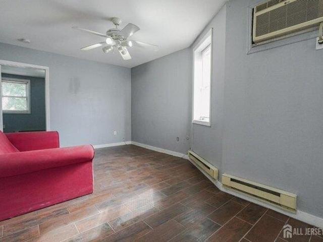 condo with 2 bedroom, Newark NJ DS102215363