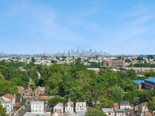 condo with 2 bedroom, Newark NJ ES104407622