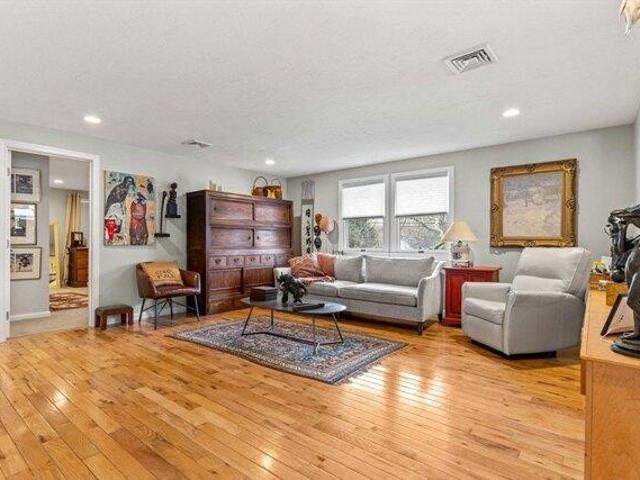 condo with 2 bedroom, Newburyport MA DS102826541