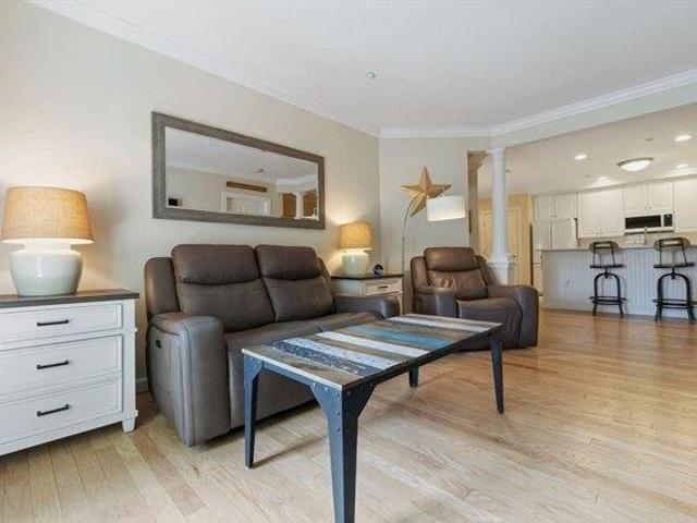 condo with 2 bedroom, Newburyport MA DS103162916