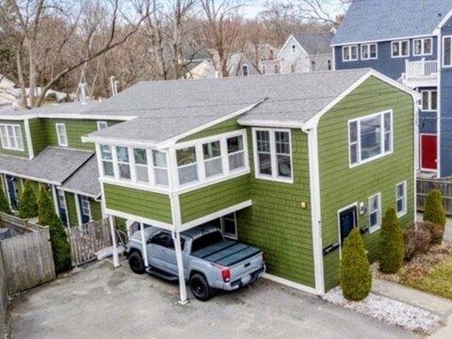 condo with 2 bedroom, Newburyport MA ES102859620