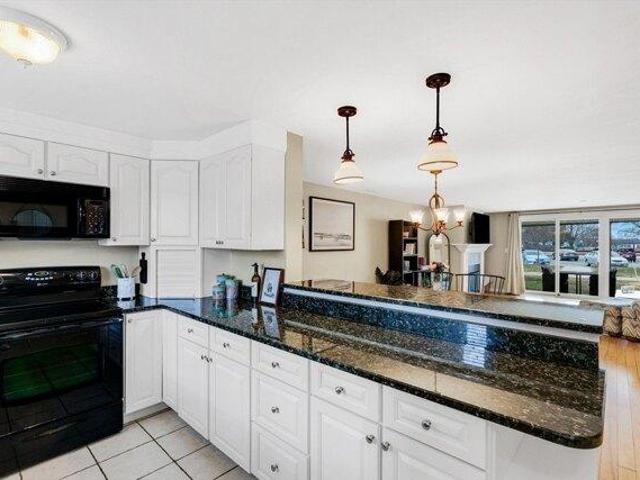 condo with 2 bedroom, Newburyport MA ES103128579