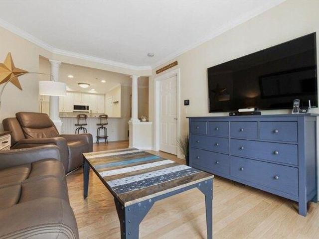 condo with 2 bedroom, Newburyport MA ES103853023