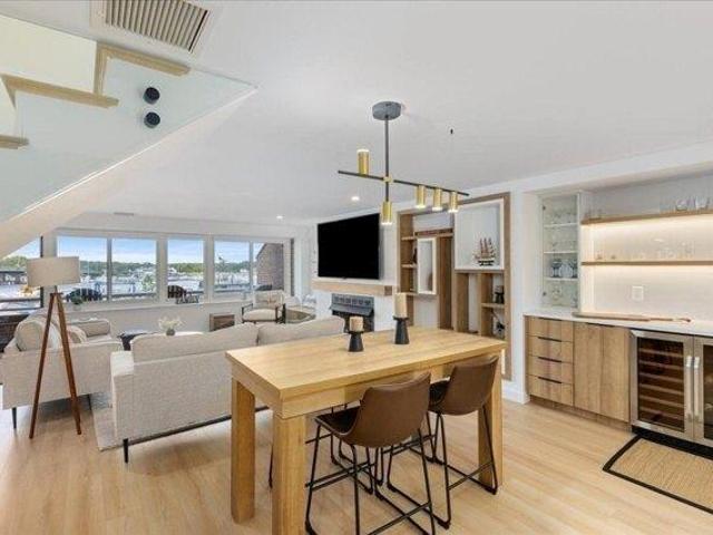 condo with 2 bedroom, Newburyport MA ES103889469