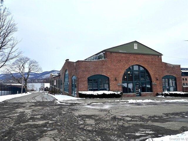 condo with 2 bedroom, Newburgh NY DS103604073