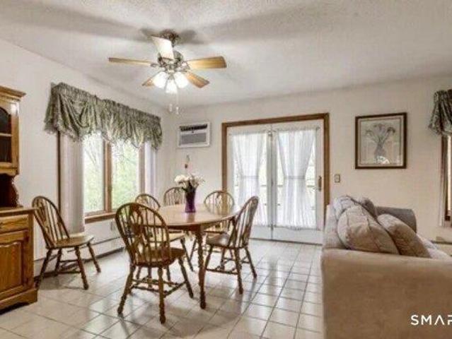 condo with 2 bedroom, Newington CT ES103097621