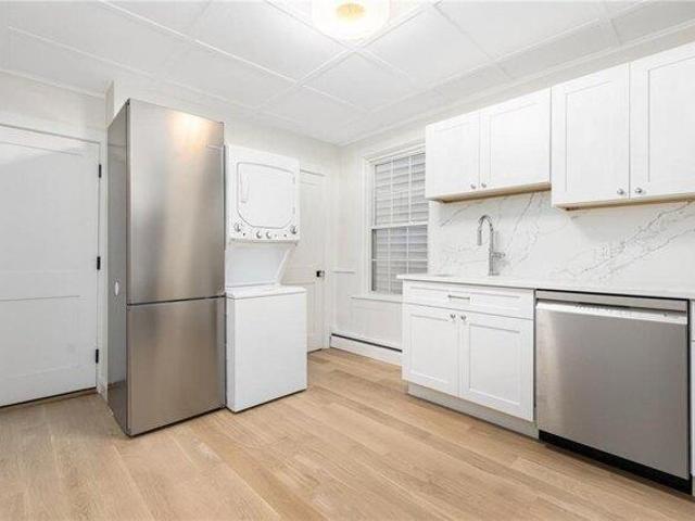 condo with 2 bedroom, Newport RI DS104332934