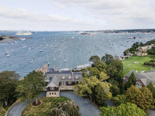 condo with 2 bedroom, Newport RI DS102559211