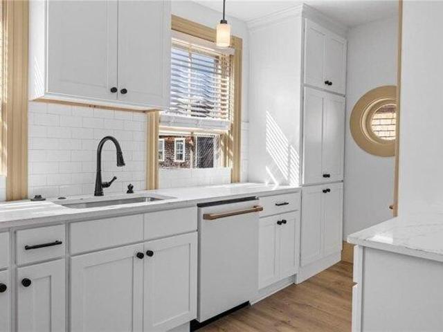 condo with 2 bedroom, Newport RI ES105106690