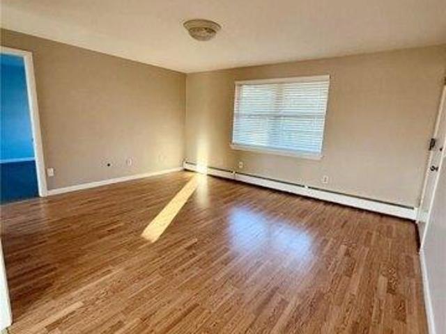 condo with 2 bedroom, Newport RI ES105113426