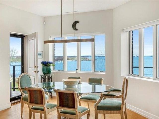 condo with 2 bedroom, Newport RI ES105126909