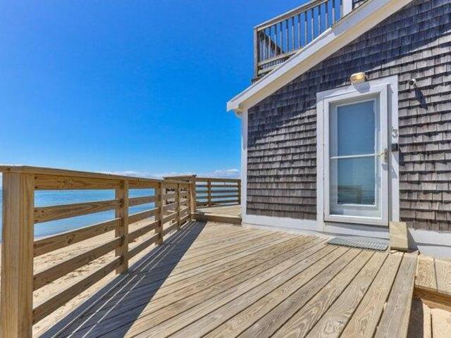 condo with 2 bedroom, North Truro MA ES105059418