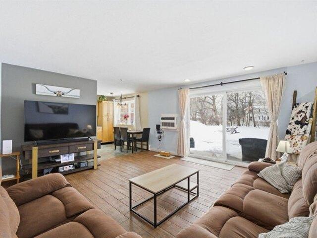 condo with 2 bedroom, North Andover MA DLS102779063