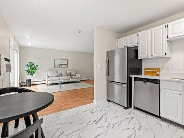 condo with 2 bedroom, North Andover MA ES104374136
