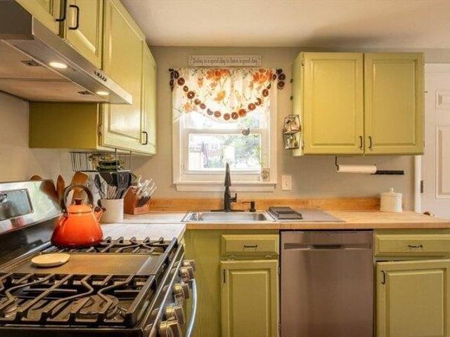 condo with 2 bedroom, North Andover MA ES105124413