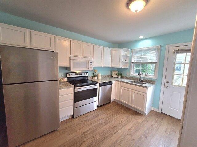 condo with 2 bedroom, North Attleboro MA ES104835818