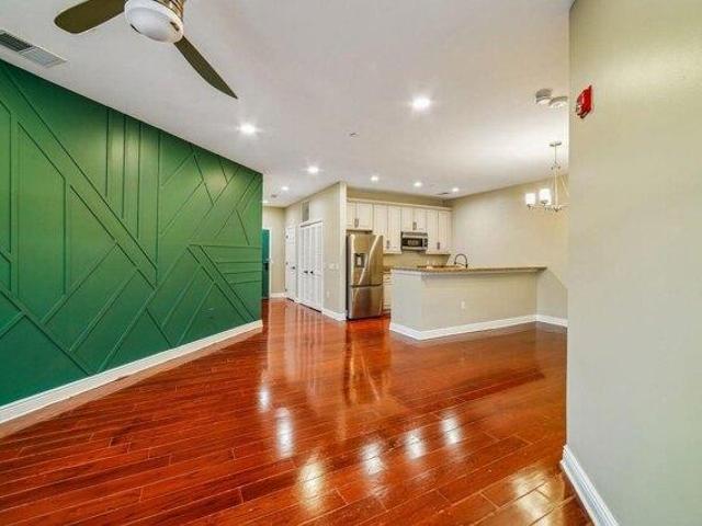 condo with 2 bedroom, North Bergen NJ DS102477335