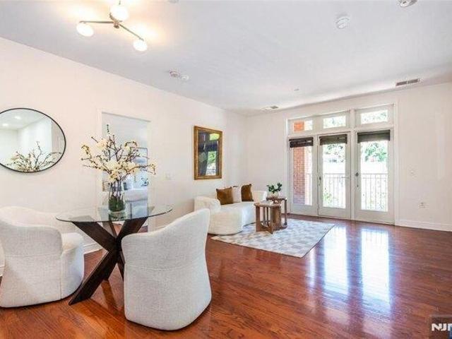 condo with 2 bedroom, North Bergen NJ DS104411006