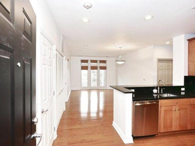 condo with 2 bedroom, North Bergen NJ ES104850973