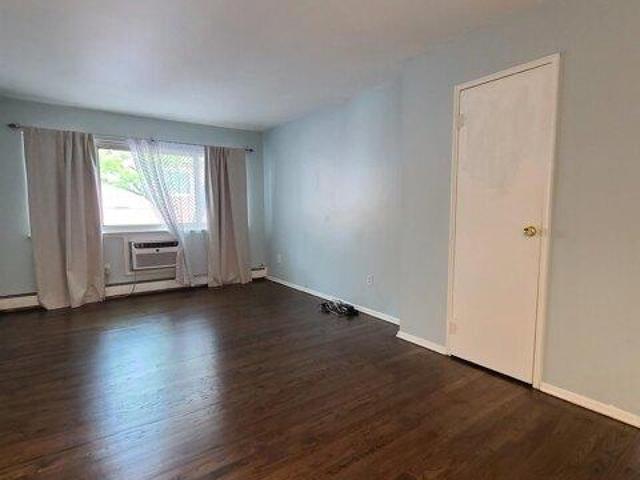 condo with 2 bedroom, North Bergen NJ ES104851022