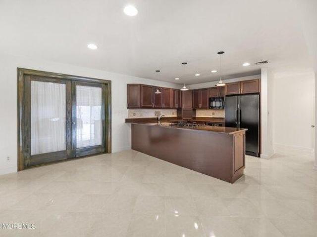 condo with 2 bedroom, North Bergen NJ ES104112309